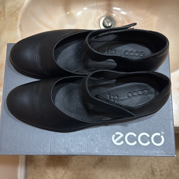 Ecco | Shoes | Ecco Felicia Mary Jane Shoes | Poshmark